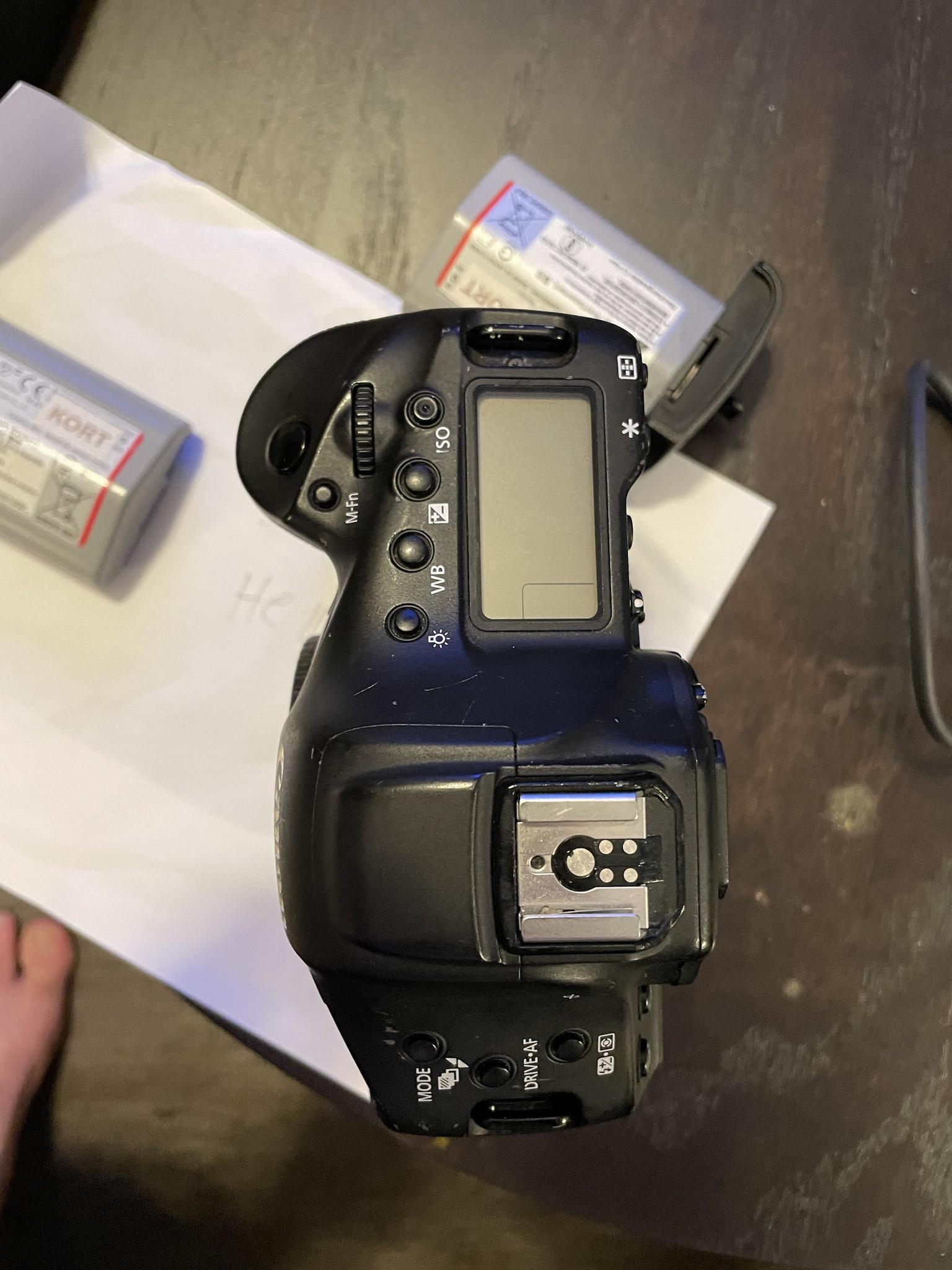 Sold: Canon 1dx Mark II $1100 - FM Forums
