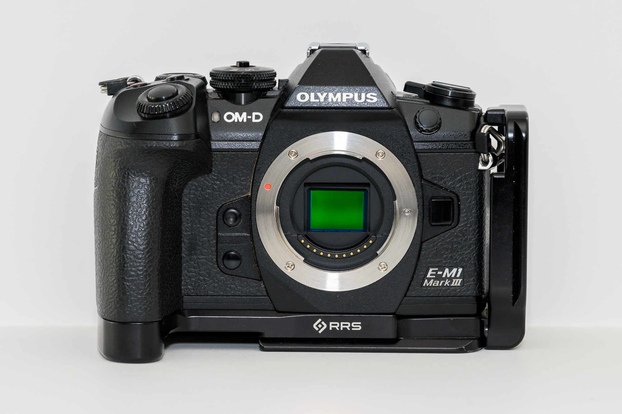Sold: Olympus OM-D E-M1 Mark III with RSS L-Bracket - FM Forums