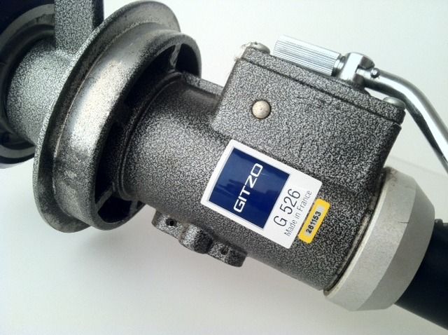 Sold: Gitzo G526 geared center column for your G5 series tripod - FM Forums