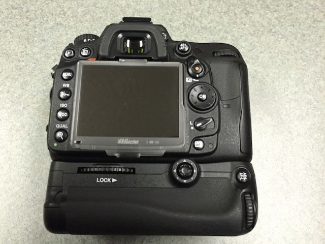 Sold: Nikon D7000 Body Only +MB-D11 Battery Grip $475 - FM Forums