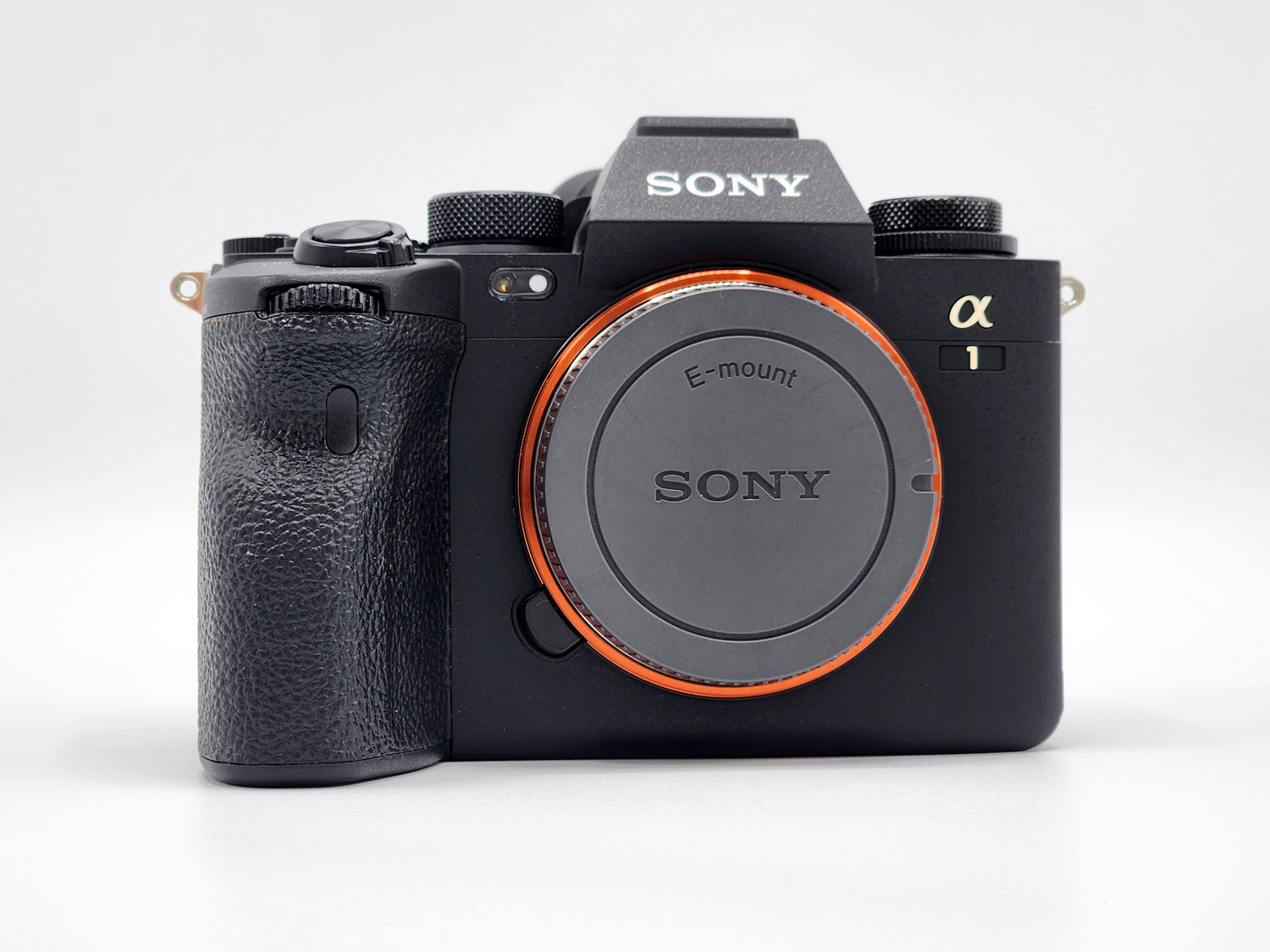 Sold: Sony A1 Alpha 1 + Sony VG-C4EM - FM Forums
