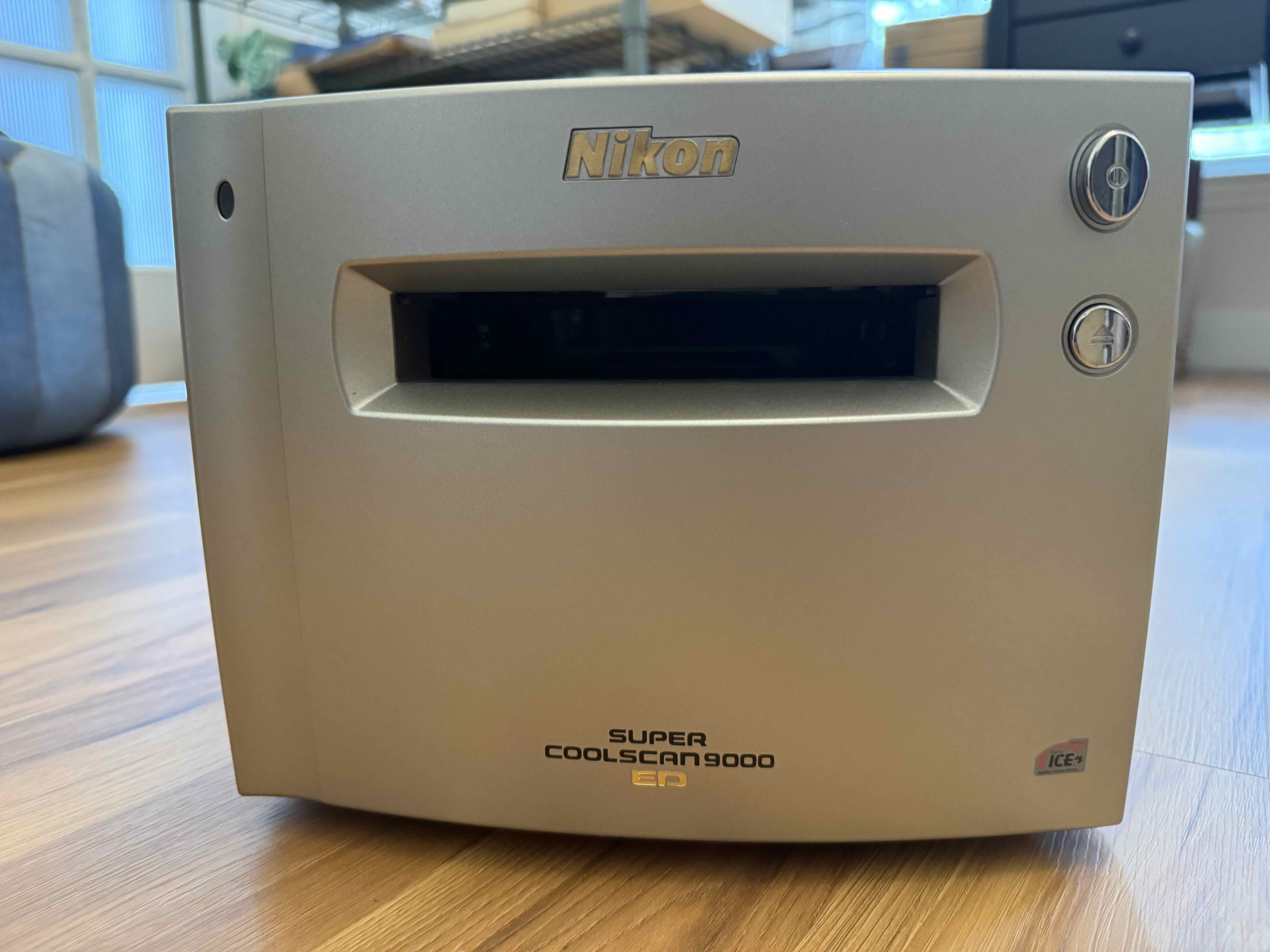 Sold: Nikon Super CoolScan LS-9000 ED 35mm/120 Medium Film/Negative ...
