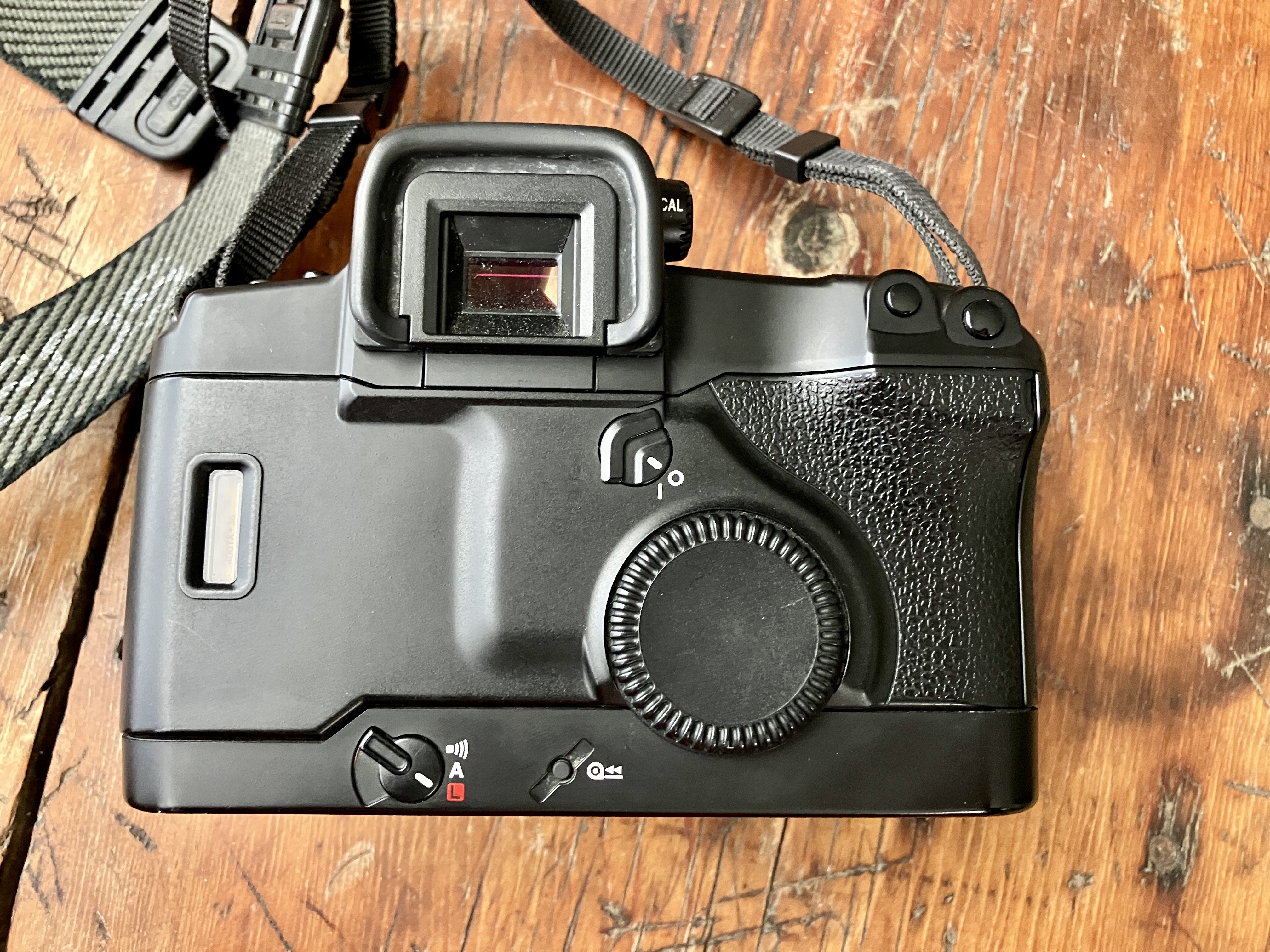 Sold: Canon EOS-3 Film Camera + VoigtlÃ¤nder 28mm f/2.8 Color Skopar ...