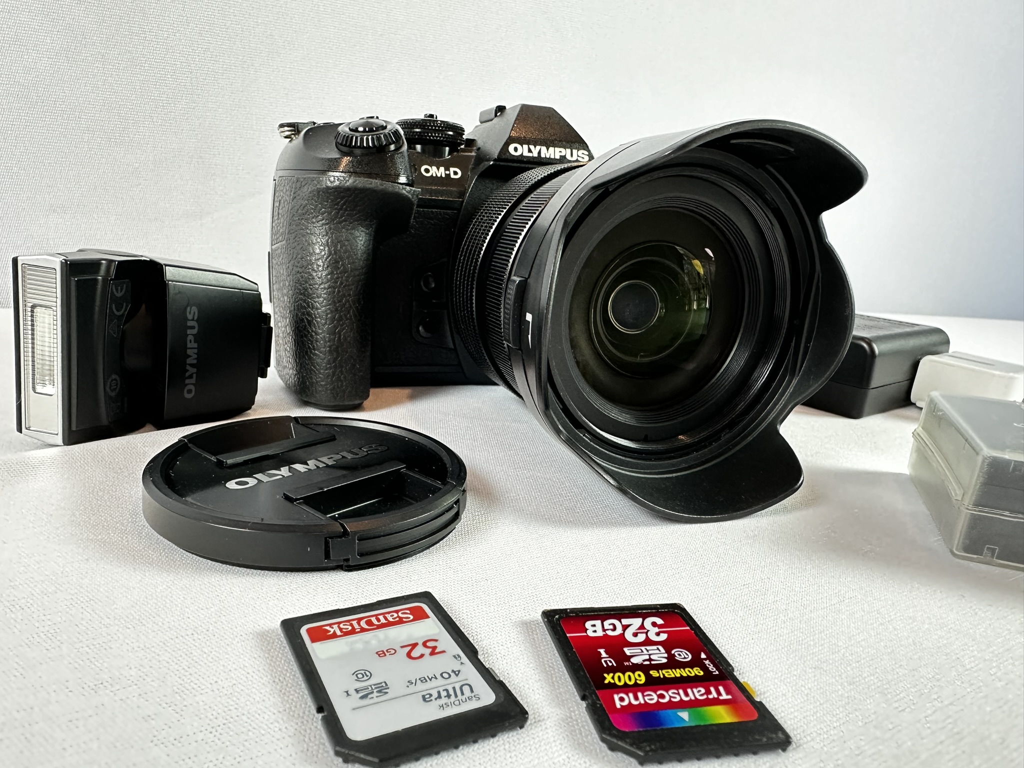 Sold: Olympus EM-1 MK2 with 12-40 f/2.8 MK1 and accessories - Buy ...