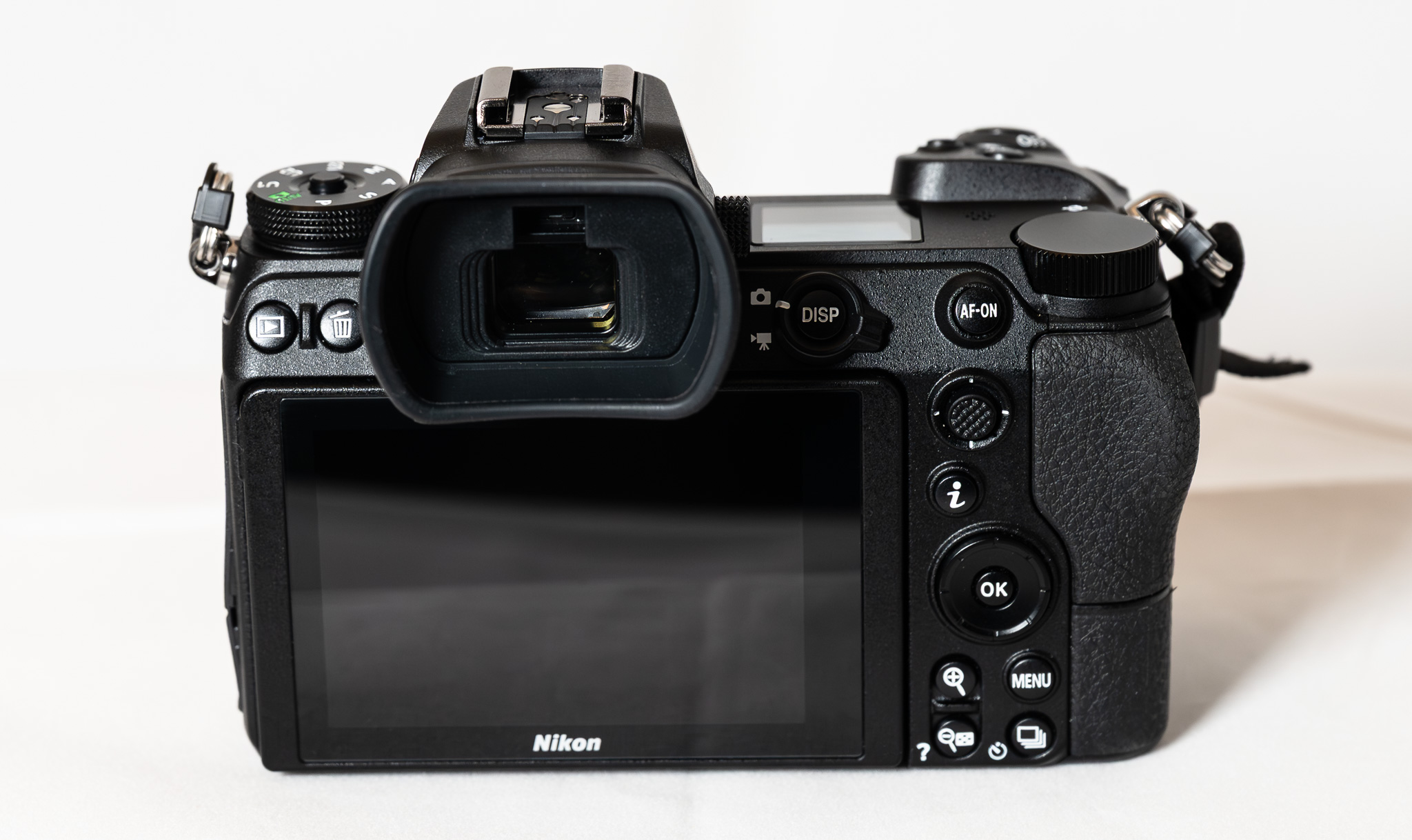 Withdrawn: Nikon Z6 Camera Excellent Condition Shutter count:1099 - Buy ...
