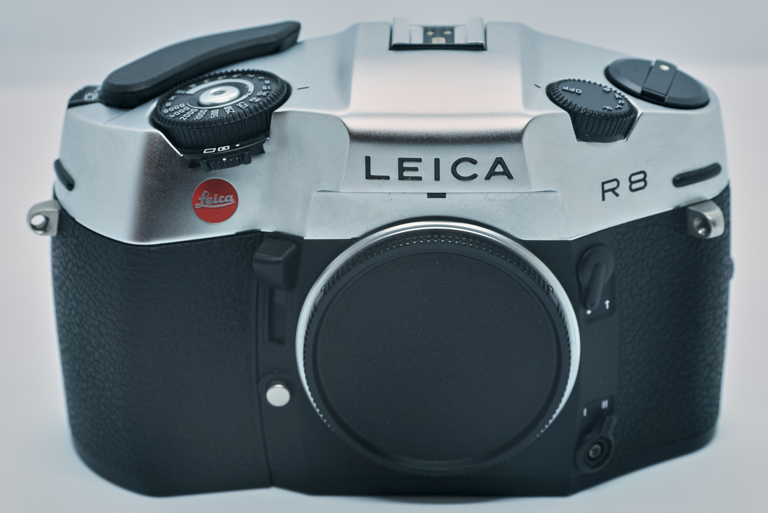 FS: Leica R8 35mm SLR Film Camera Body - With Presentation Case, Box ...