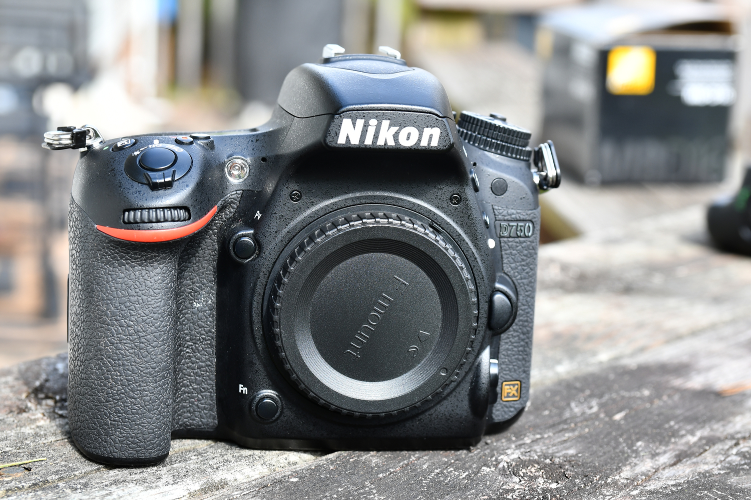 Sold: Nikon d750 with mb-16 - FM Forums