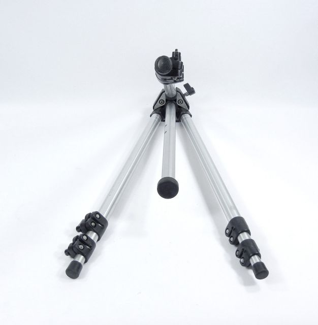 FS: Bogen 3021 Professional Tripod with 3047 Head - FM Forums
