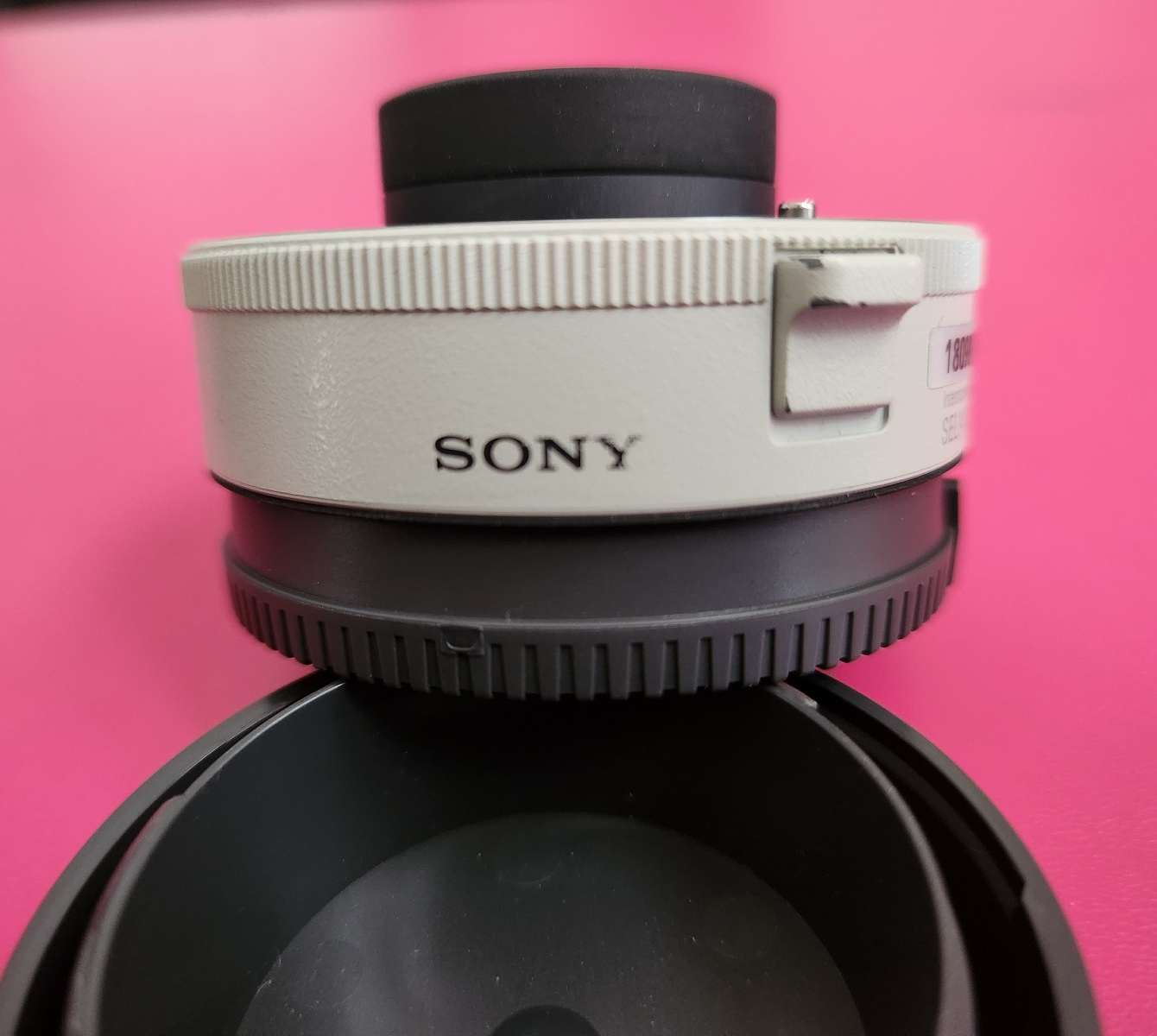 Sold: Sony 200-600 lens with Sony 1.4x Teleconverter - FM Forums
