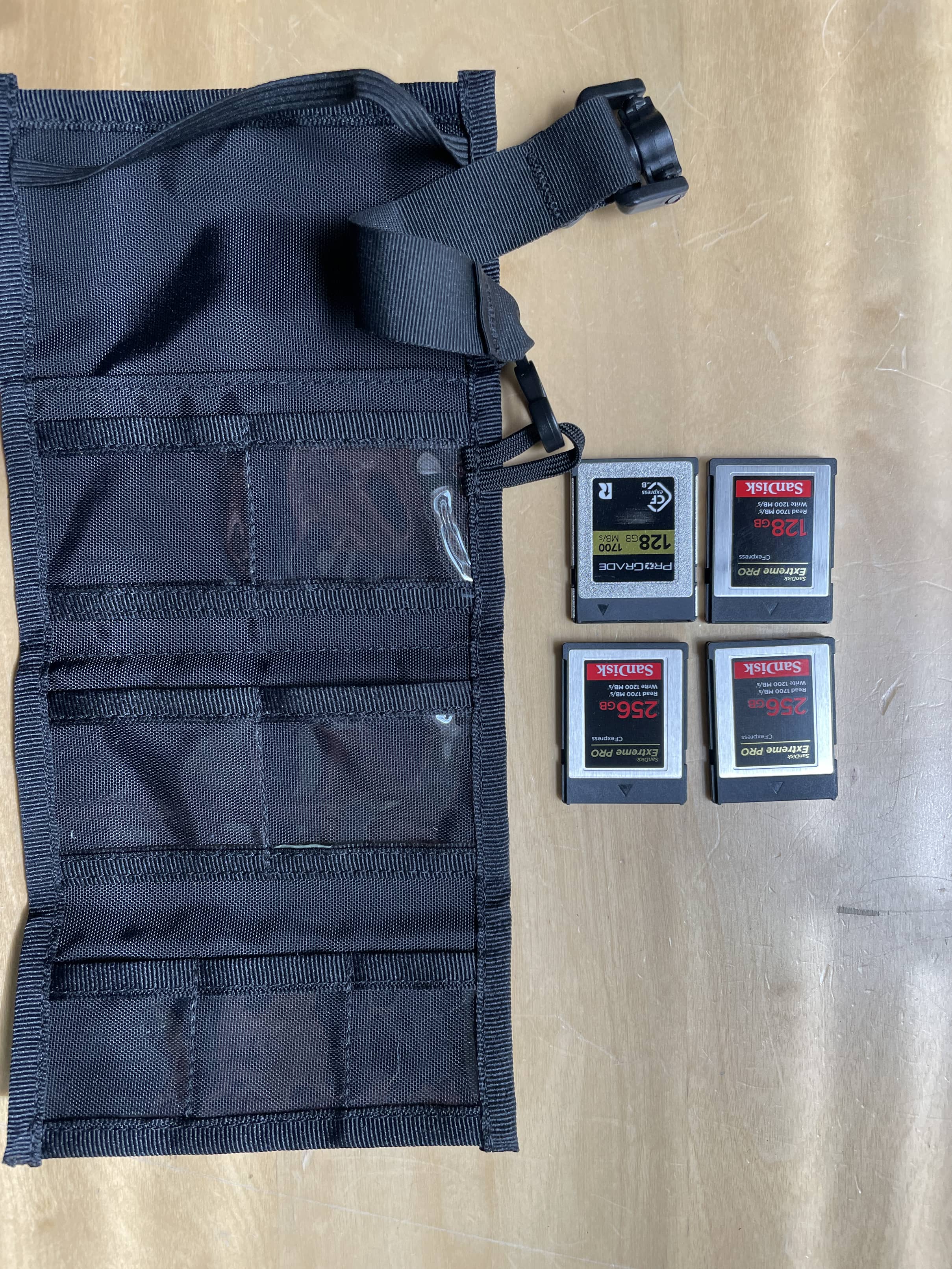 Sold: Sandisk 256gb CF EXPRESS B CARDS - FM Forums
