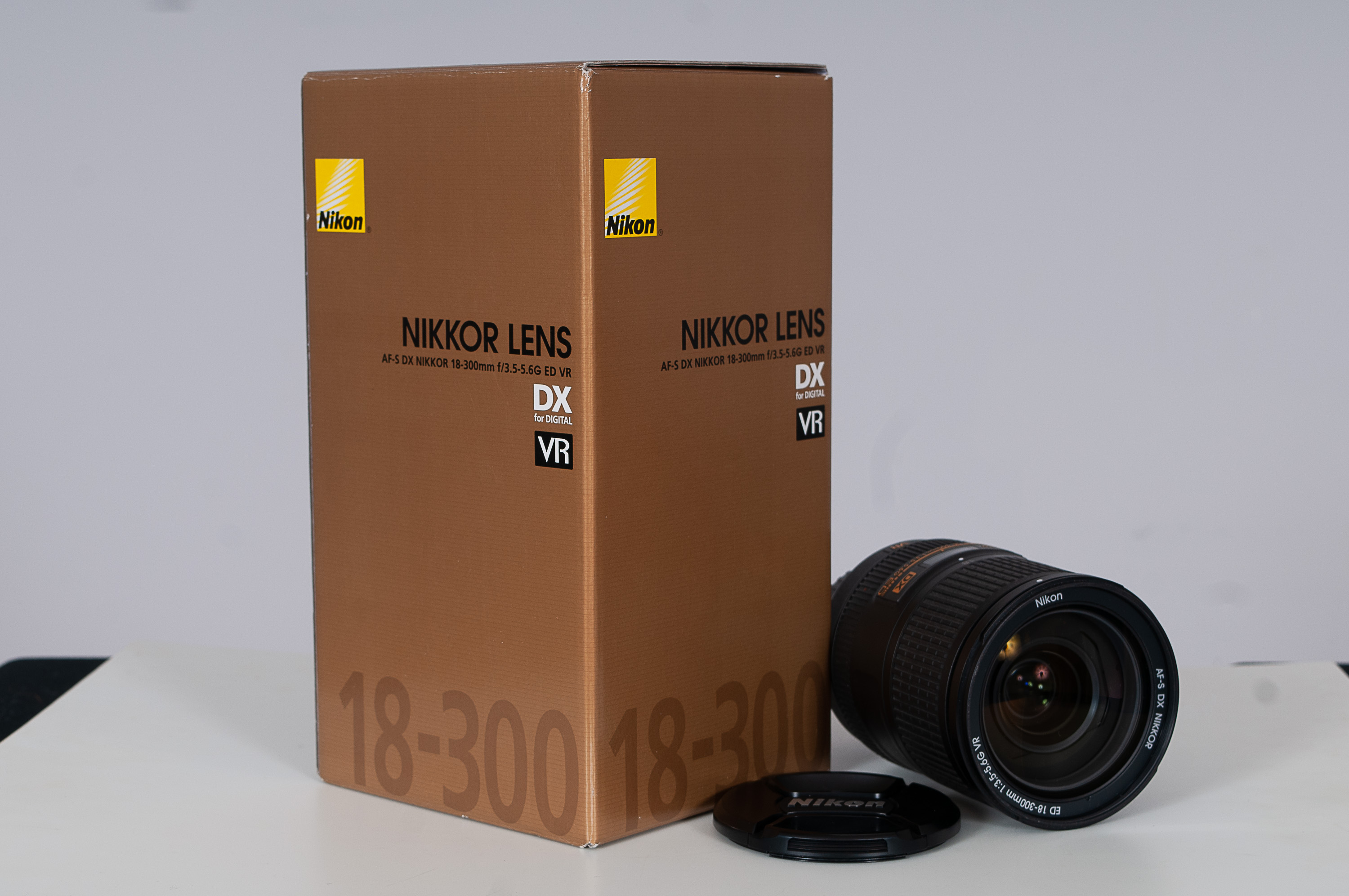 FS: Nikkor AF-S DX 18-300 f/3.5-5.6 ED VR DX lens - FM Forums