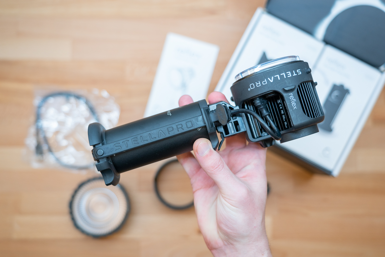 Sold: Light & Motion Stella Pro Reflex Light, 10 fps (with Light Stand ...