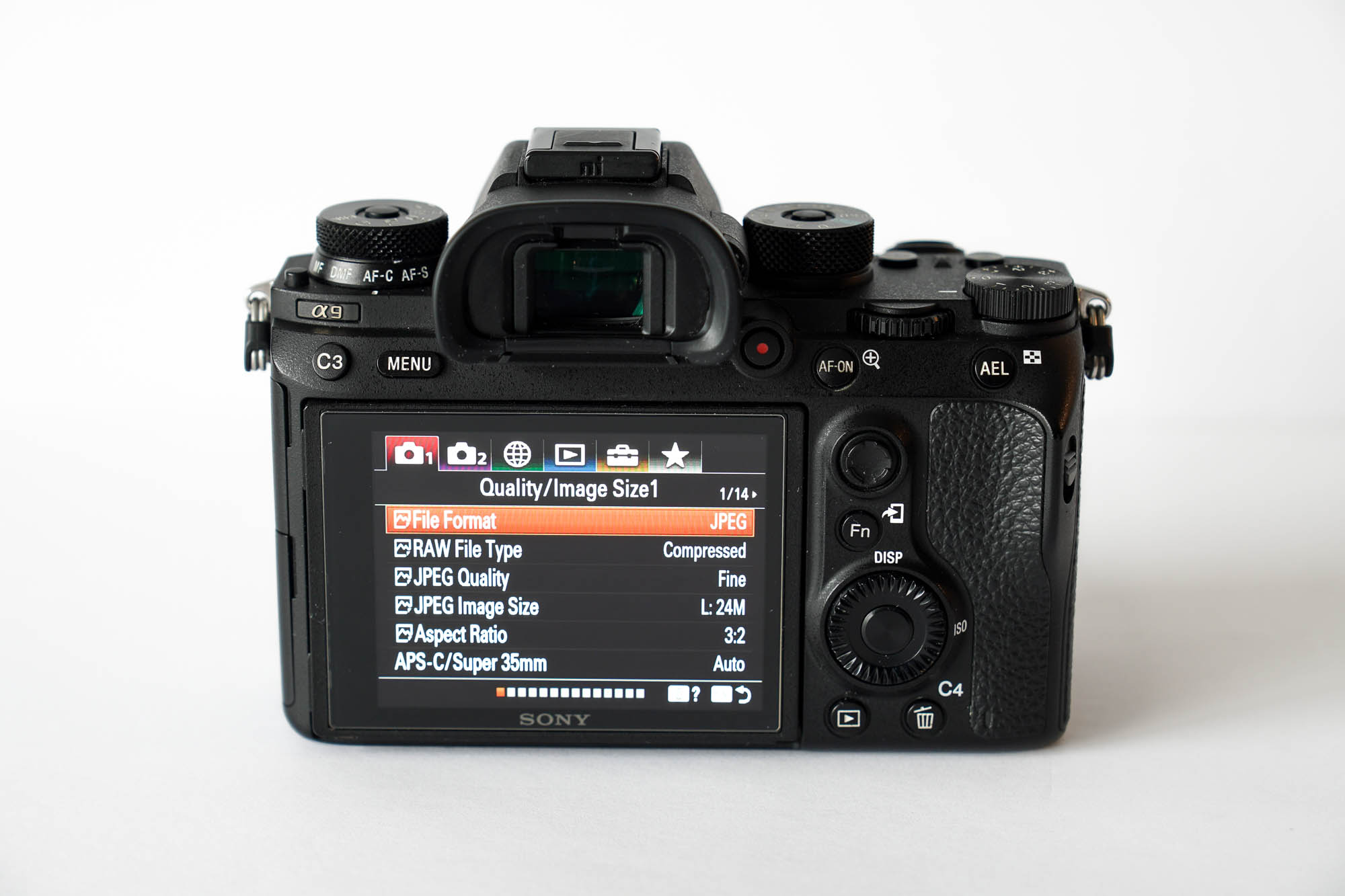 Sold: Sony A9 Body With Sony 64GB SF-UHS-II SDXC Memory Card - FM Forums