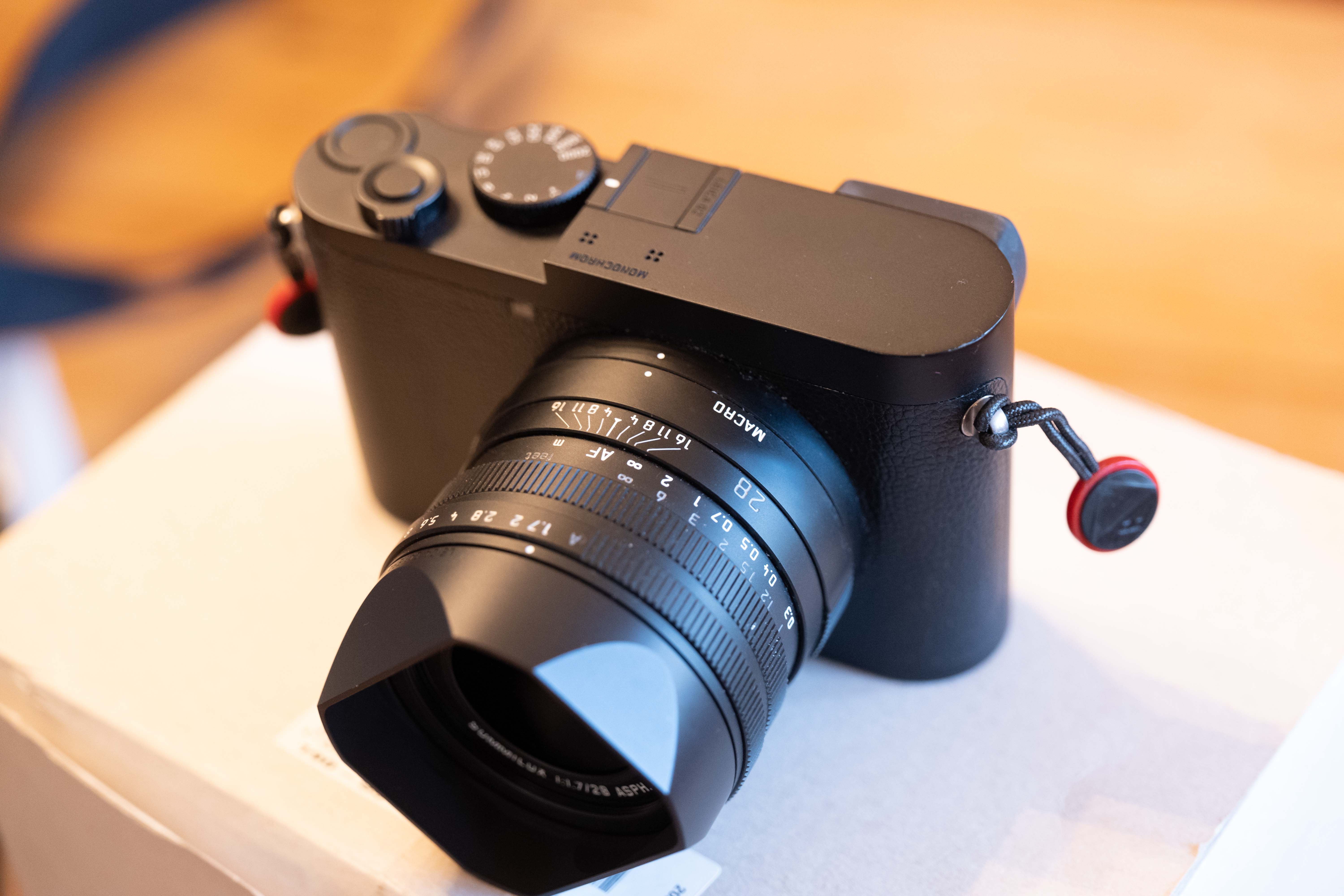 Sold: Leica Q2mono Q2m with extras - FM Forums