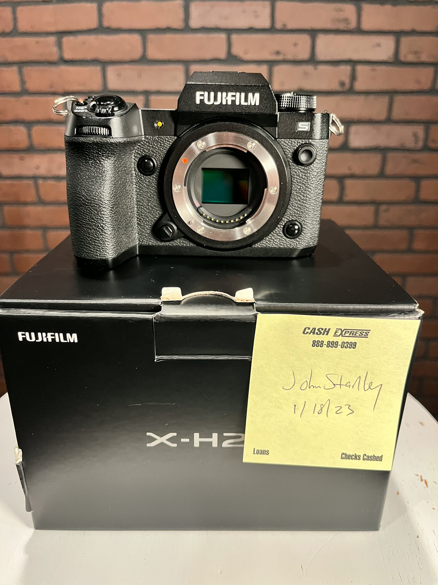 Withdrawn: Fujifilm X-H2S w/ 128gb CF Express & extra fuji battery - FM ...