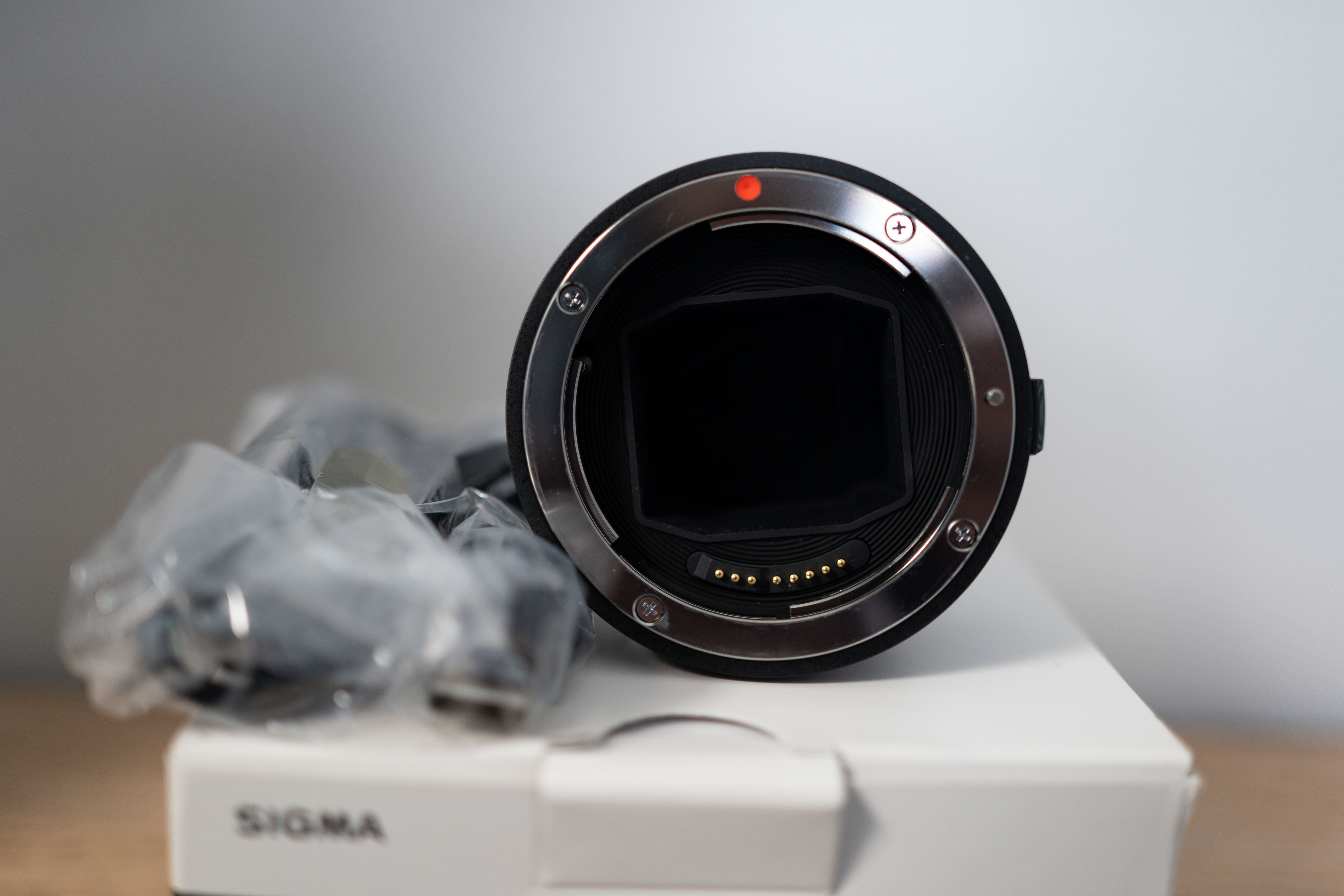 Sold: Sigma MC11 MC-11 Canon EF to Sony E adapter like new - FM Forums
