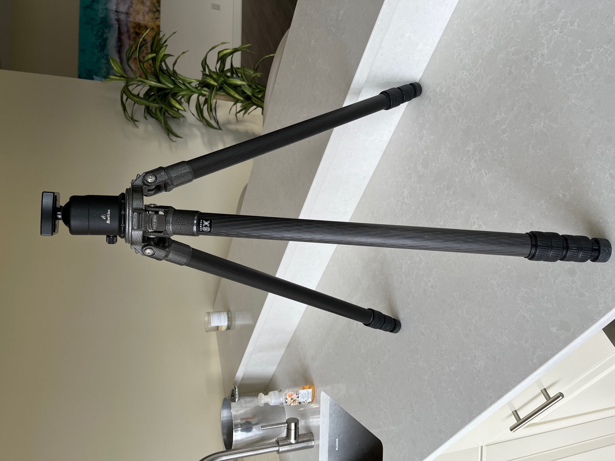 Sold: Gitzo GT3530LSV Tripod with Markins Q-Ball Head - FM Forums