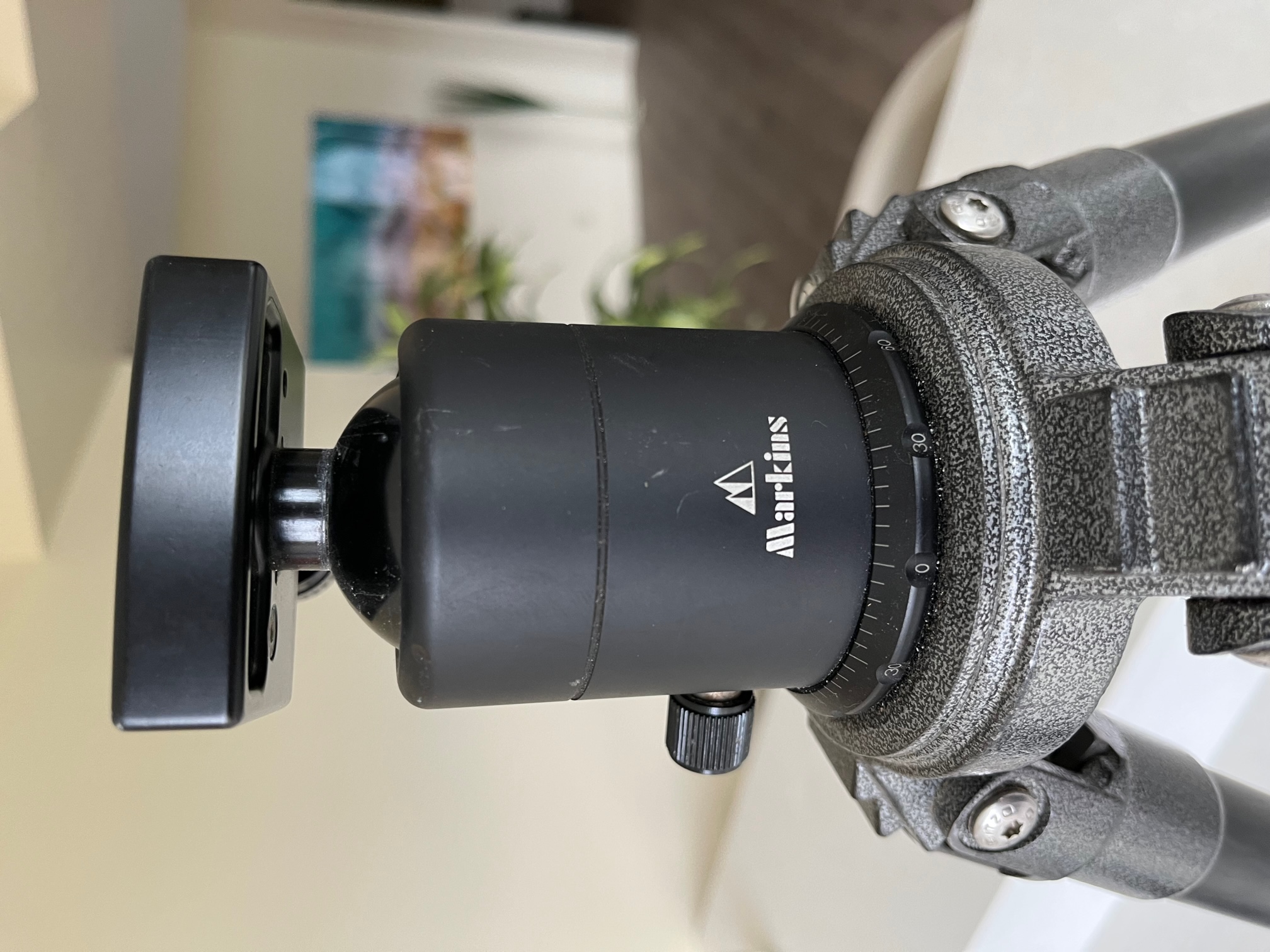 Sold: Gitzo GT3530LSV Tripod with Markins Q-Ball Head - FM Forums
