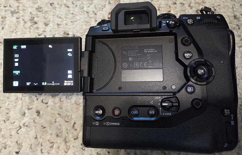 Withdrawn: /Olympus EM1-X...487 actuations/ I would say mint condition ...