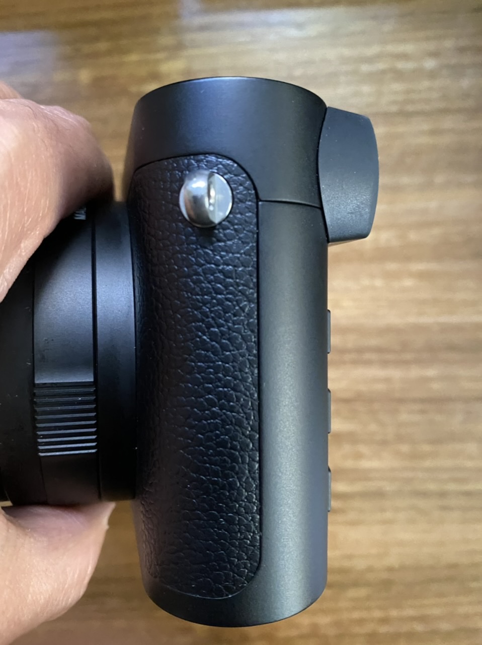 Sold: Leica Q2m monochrom in excellent condition with EXTRAS $4999 - FM ...