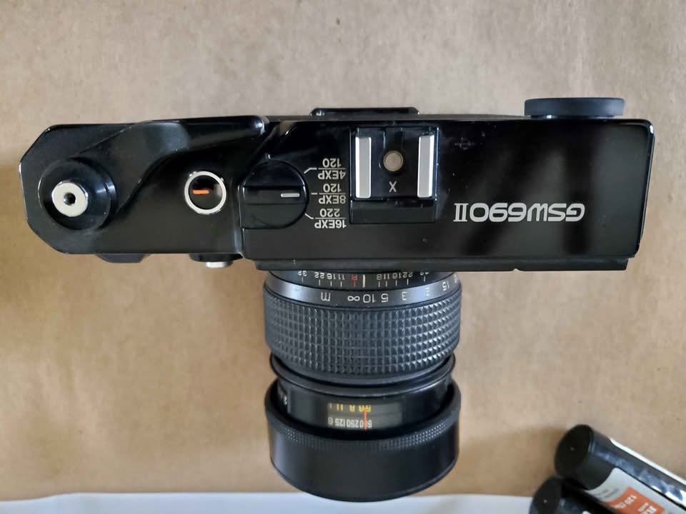 Sold: Fuji GSW 690 panoramic 120/220 film camera with 65mm lens - Buy ...