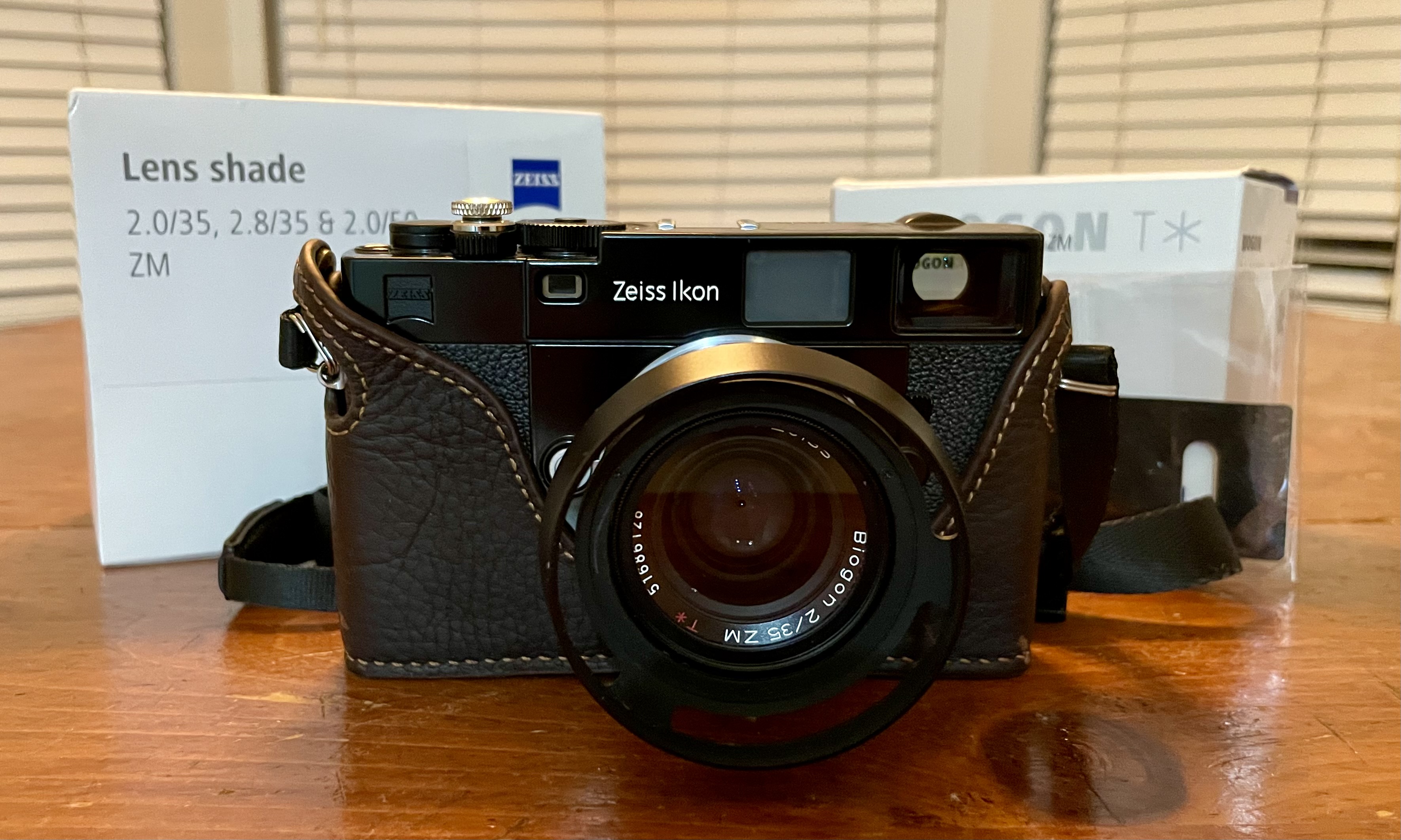 Zeiss IKON ZM Body - FM Forums