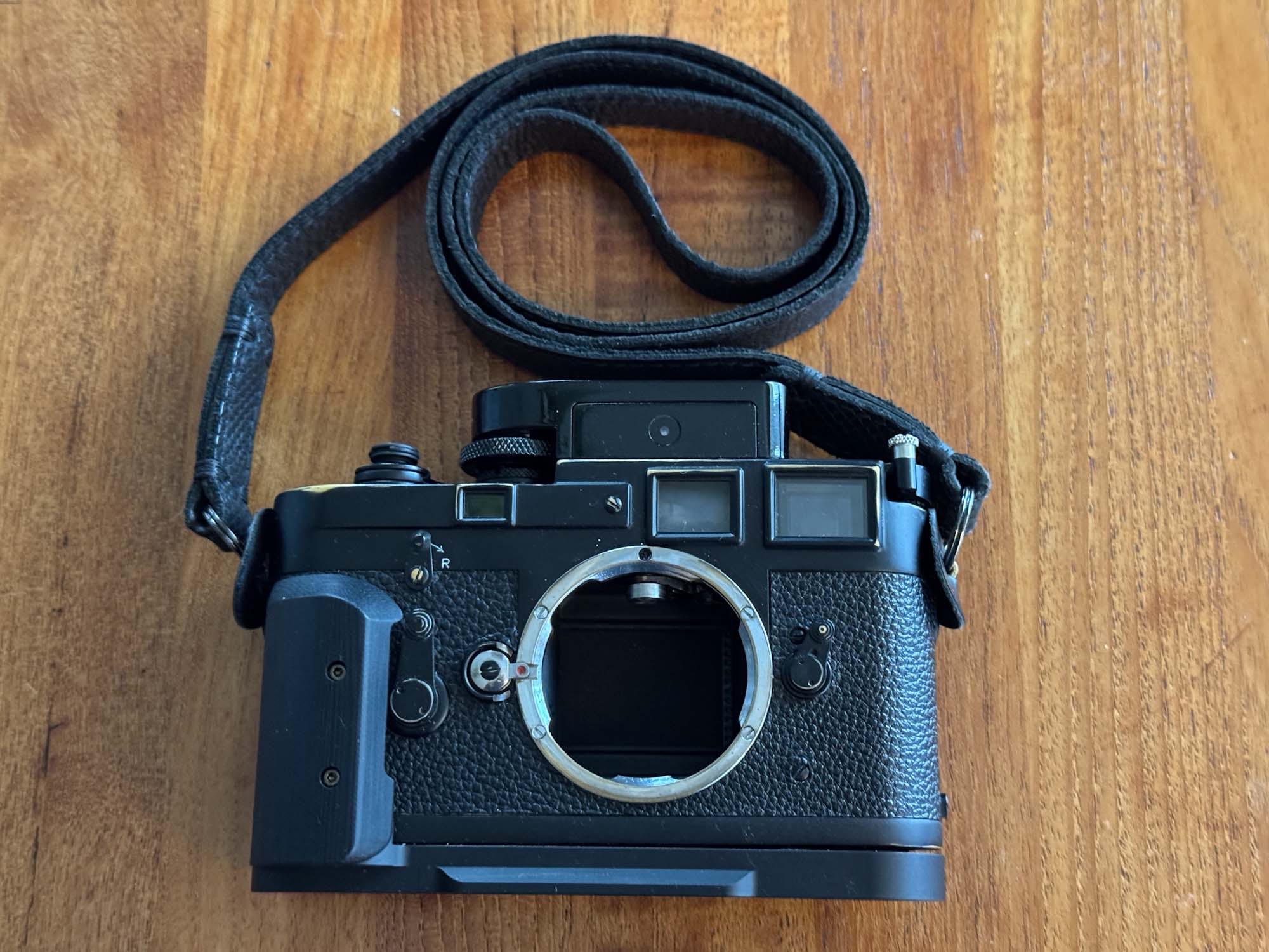 Sold: $1999! Leica M3 SS Black Repaint, 50mm Summicron v5, Minolta 40mm ...