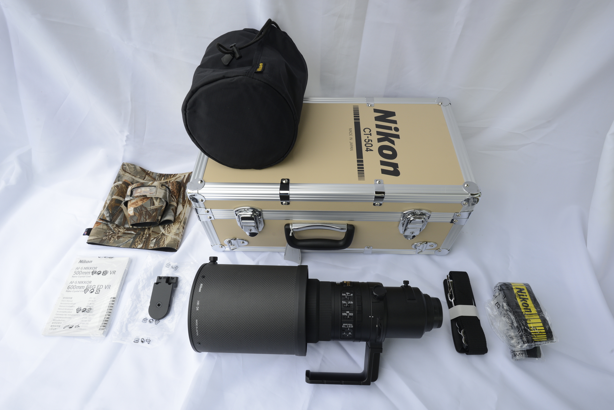 Sold: Nikon NIKKOR 500mm f/4 G SWM AF-S VR IF ED Lens, LensCoat & Trunk ...