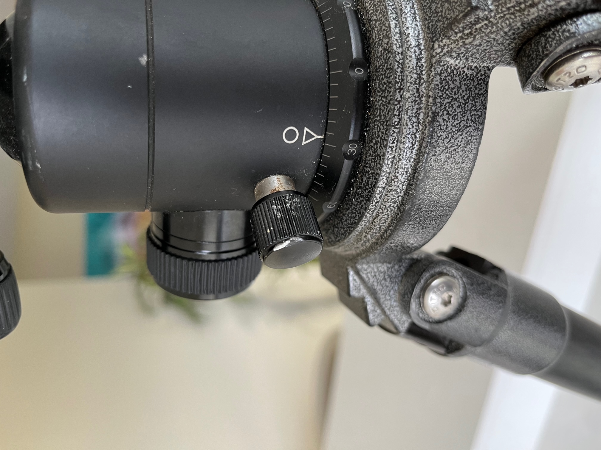 Sold: Gitzo GT3530LSV Tripod with Markins Q-Ball Head - FM Forums