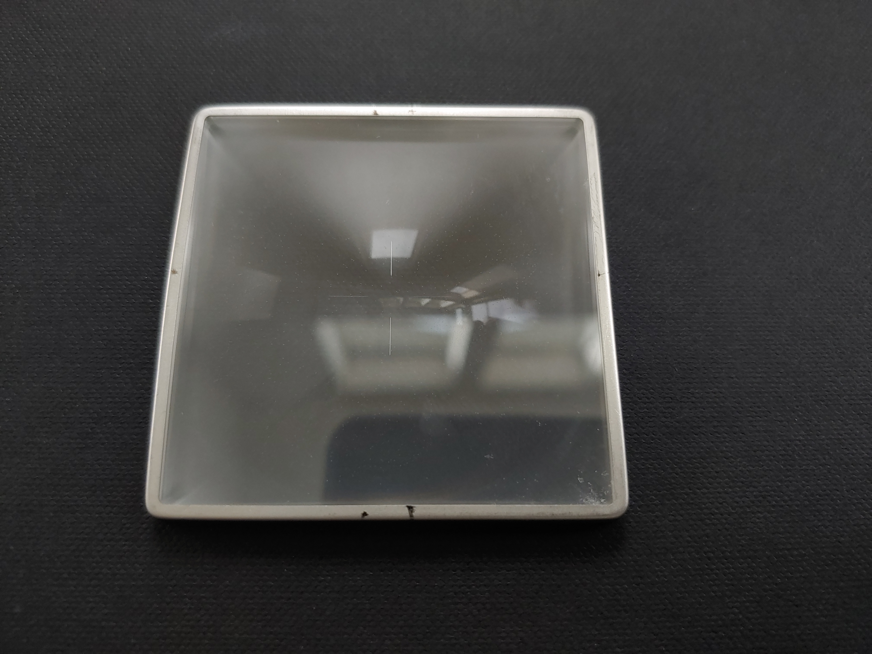 Sold: Hasselblad 42165 Acute Matte Standard Focusing Screen $75 - FM Forums